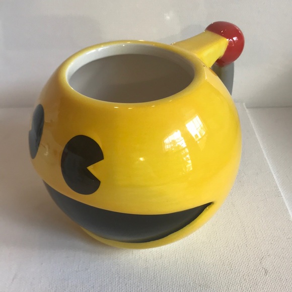 Zac | Dining | Pac Man Mug | Poshmark